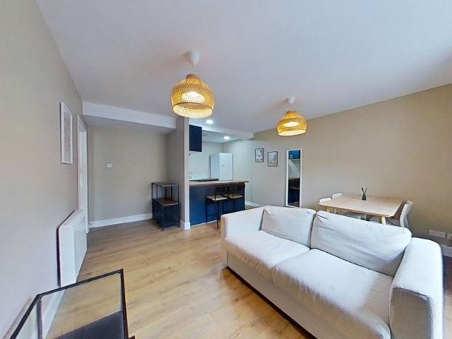 2 bedroom apartment to rent