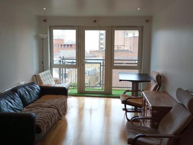 2 bedroom apartment to rent