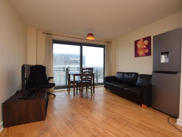 2 bedroom apartment to rent