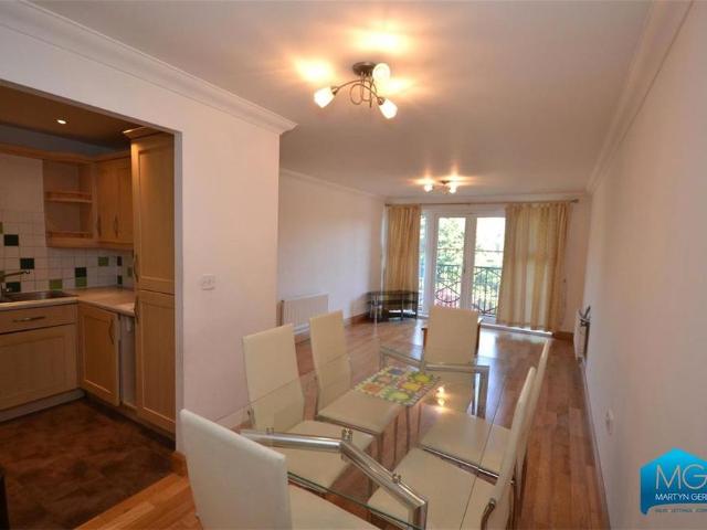 2 bedroom apartment to rent