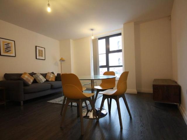 2 bedroom apartment to rent