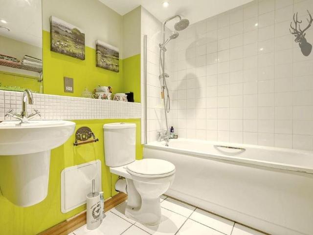 2 bedroom apartment to rent