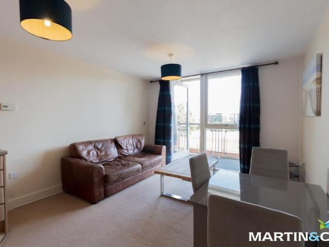 2 bedroom apartment to rent