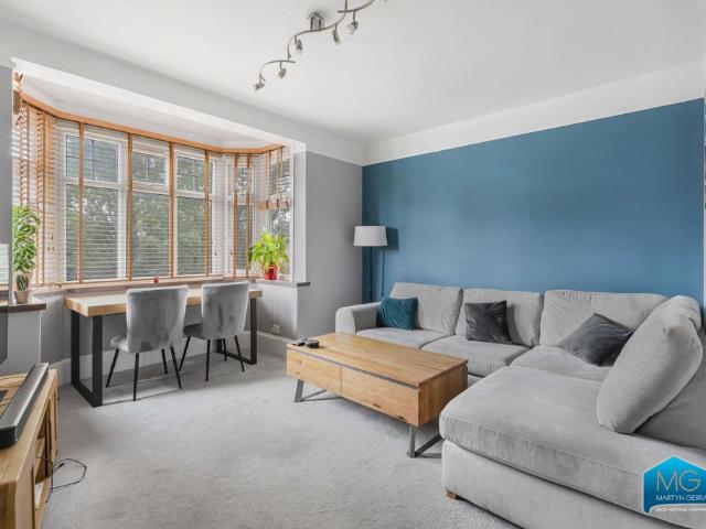 2 bedroom apartment to rent