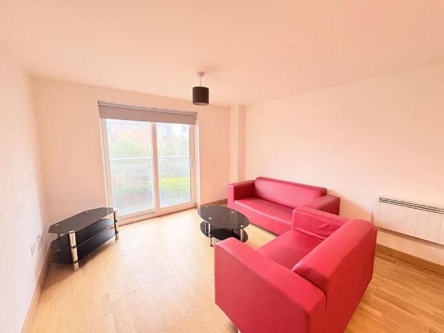2 bedroom apartment to rent