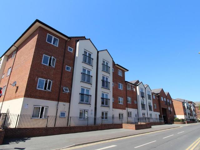 2 bedroom apartment to rent