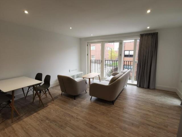 2 bedroom apartment to rent