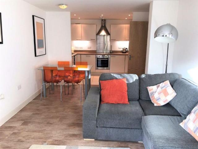 2 bedroom apartment to rent