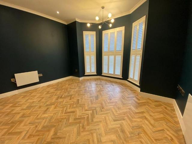 2 bedroom apartment to rent