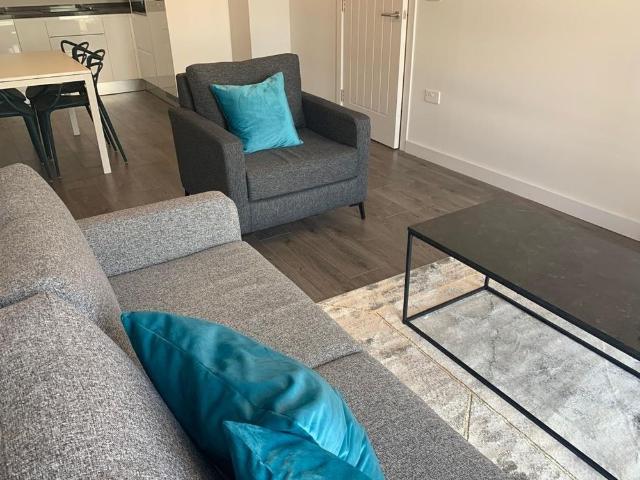2 bedroom apartment to rent