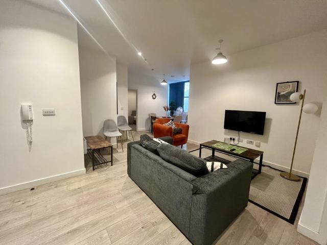 2 bedroom apartment to rent