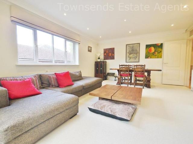 2 bedroom apartment to rent