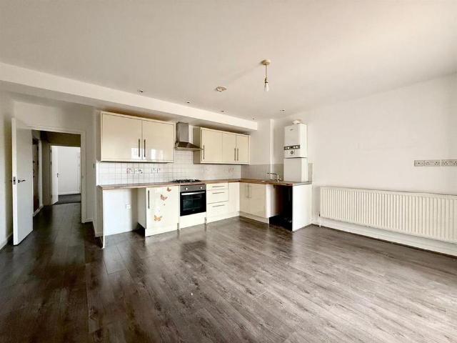2 bedroom apartment to rent