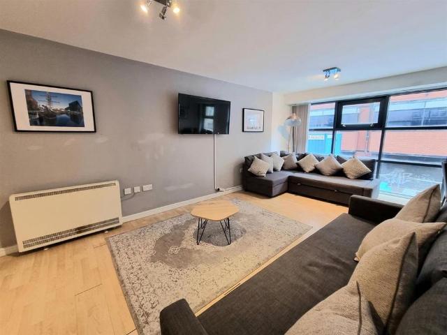 2 bedroom apartment to rent