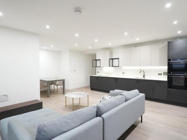 2 bedroom apartment to rent