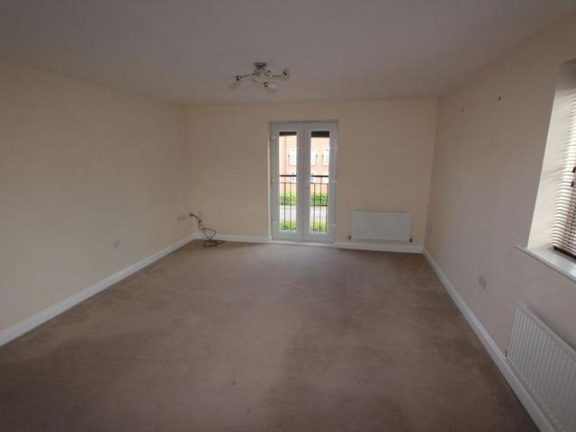 2 bedroom apartment to rent