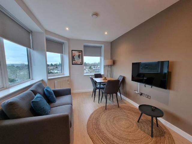 2 bedroom apartment to rent