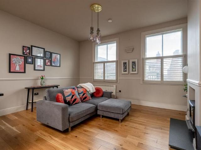 2 bedroom apartment to rent