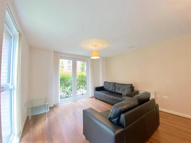 2 bedroom apartment to rent