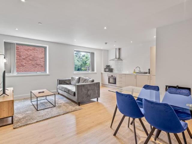 2 bedroom apartment to rent