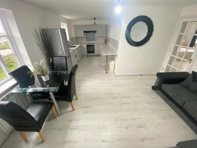2 bedroom apartment to rent
