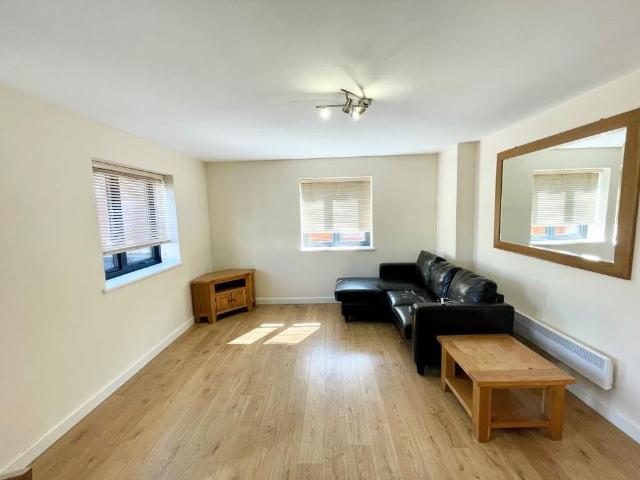 2 bedroom apartment to rent