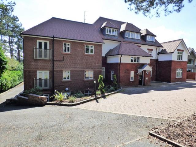 2 bedroom apartment to rent