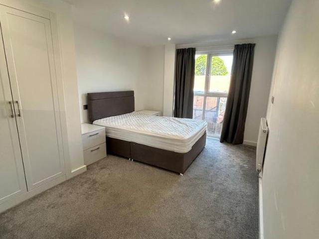 2 bedroom apartment to rent