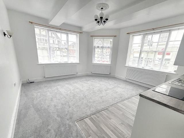 2 bedroom apartment to rent