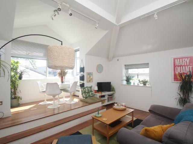 2 bedroom apartment to rent