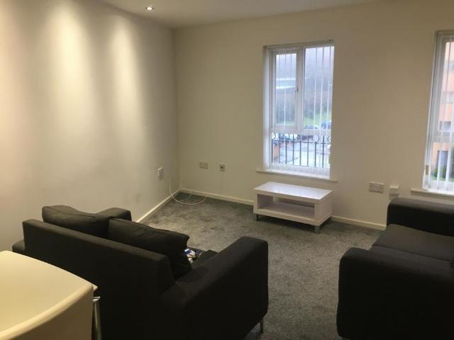 2 bedroom apartment to rent