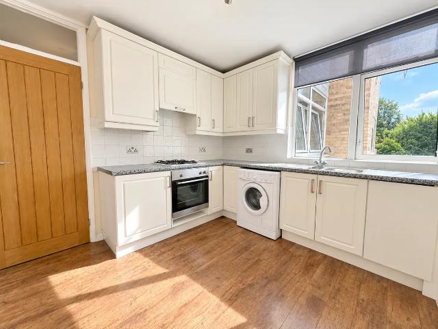 2 bedroom apartment to rent