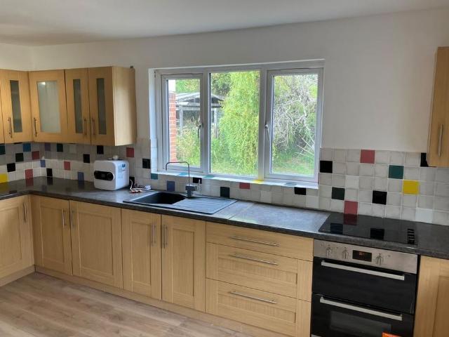 2 bedroom apartment to rent