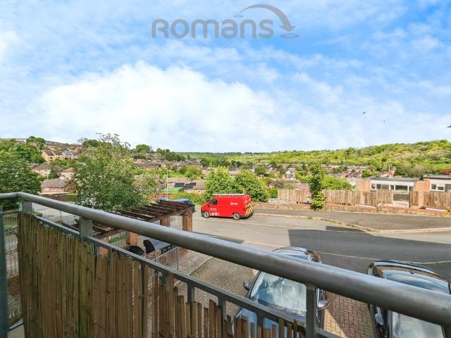 2 bedroom apartment to rent