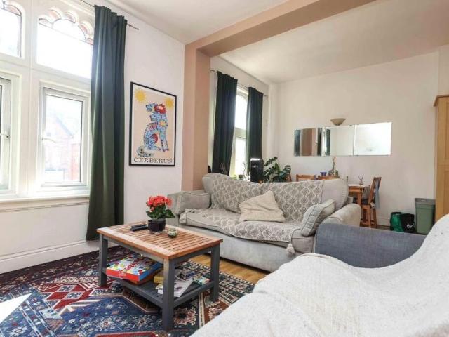 2 bedroom apartment to rent