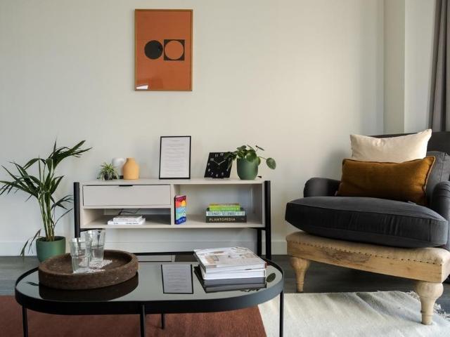 2 bedroom apartment to rent