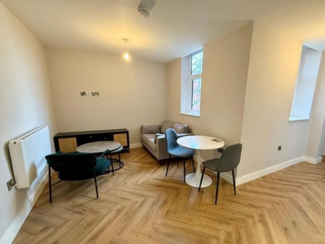 2 bedroom apartment to rent