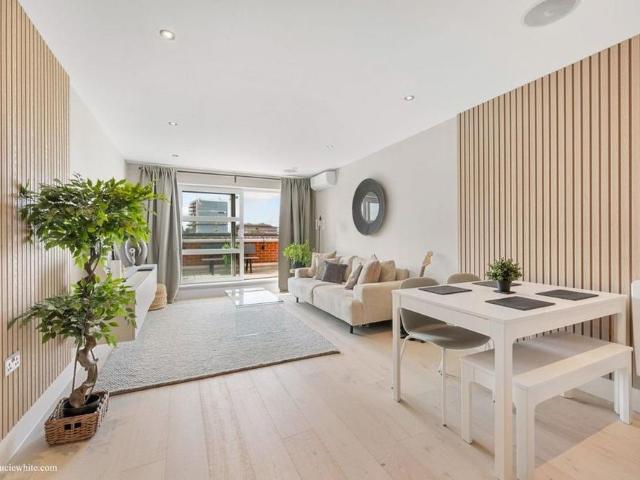 2 bedroom apartment to rent