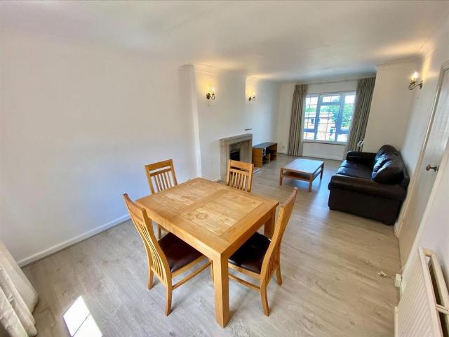 2 bedroom apartment to rent