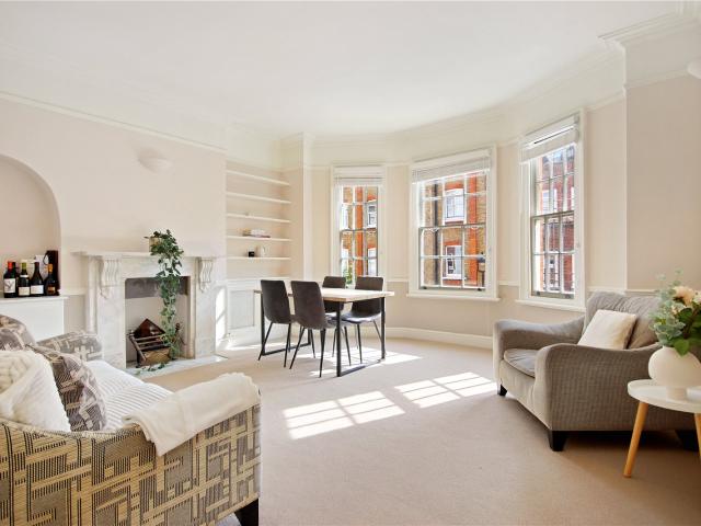 2 bedroom apartment to rent