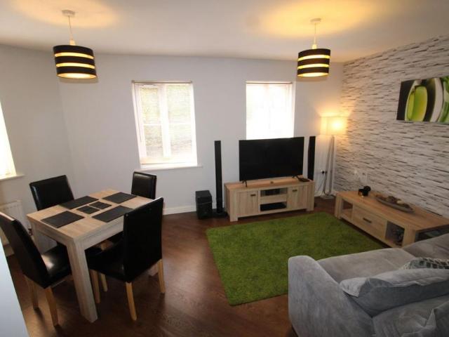 2 bedroom apartment to rent