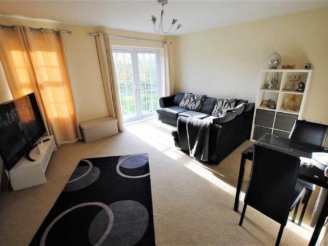 2 bedroom apartment to rent