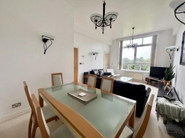 2 bedroom apartment to rent