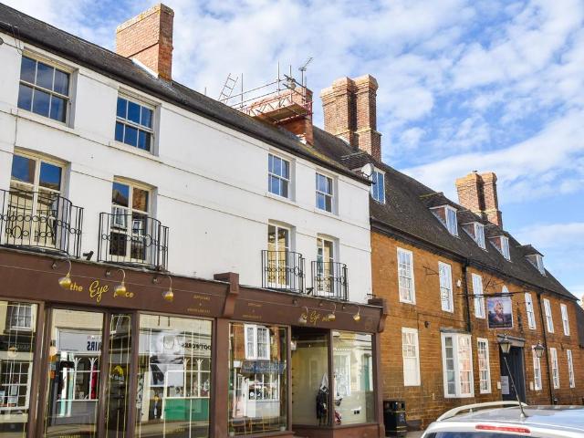 2 bedroom apartment to rent