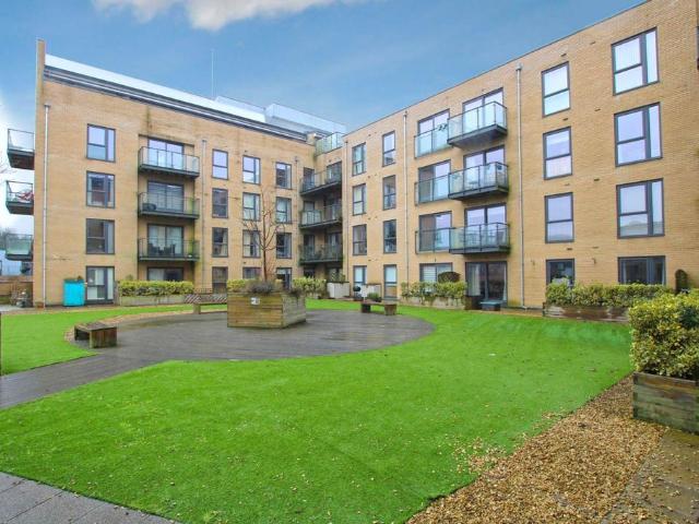 2 bedroom apartment to rent