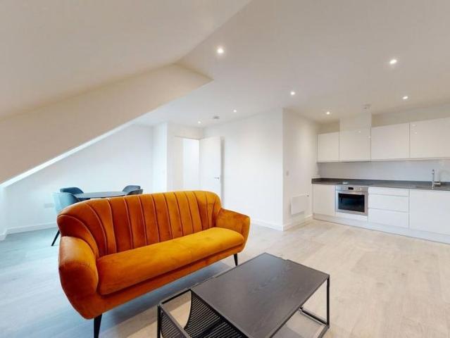 2 bedroom apartment to rent
