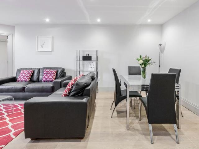 2 bedroom apartment to rent