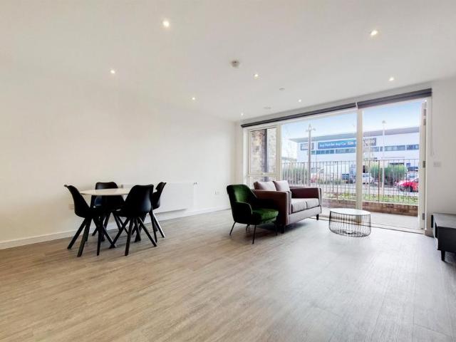 2 bedroom apartment to rent