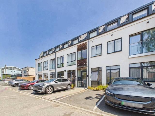 2 bedroom apartment to rent