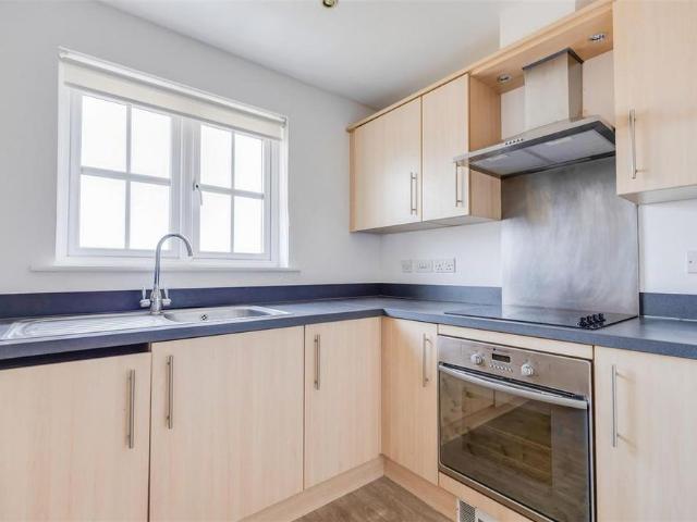 2 bedroom apartment to rent